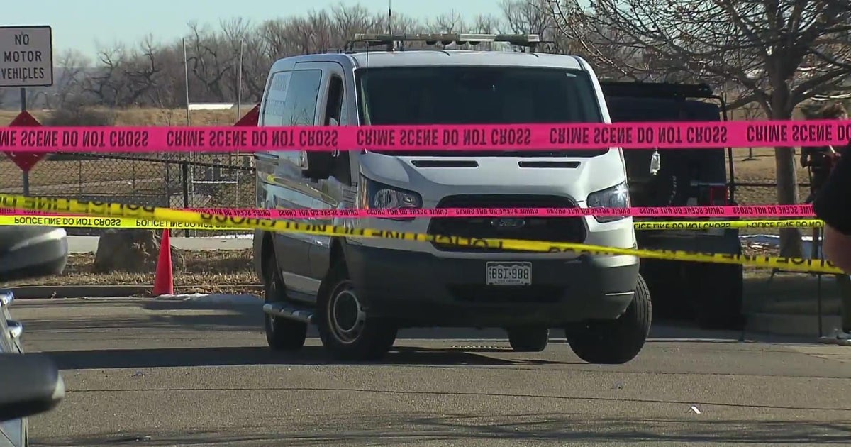 Boulder police shoot dog attacking owner, Colorado officer after taser ...