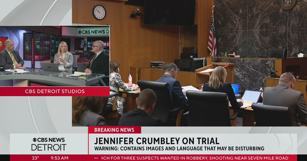 Dispute over text messages exchanged between Jennifer Crumbley ...