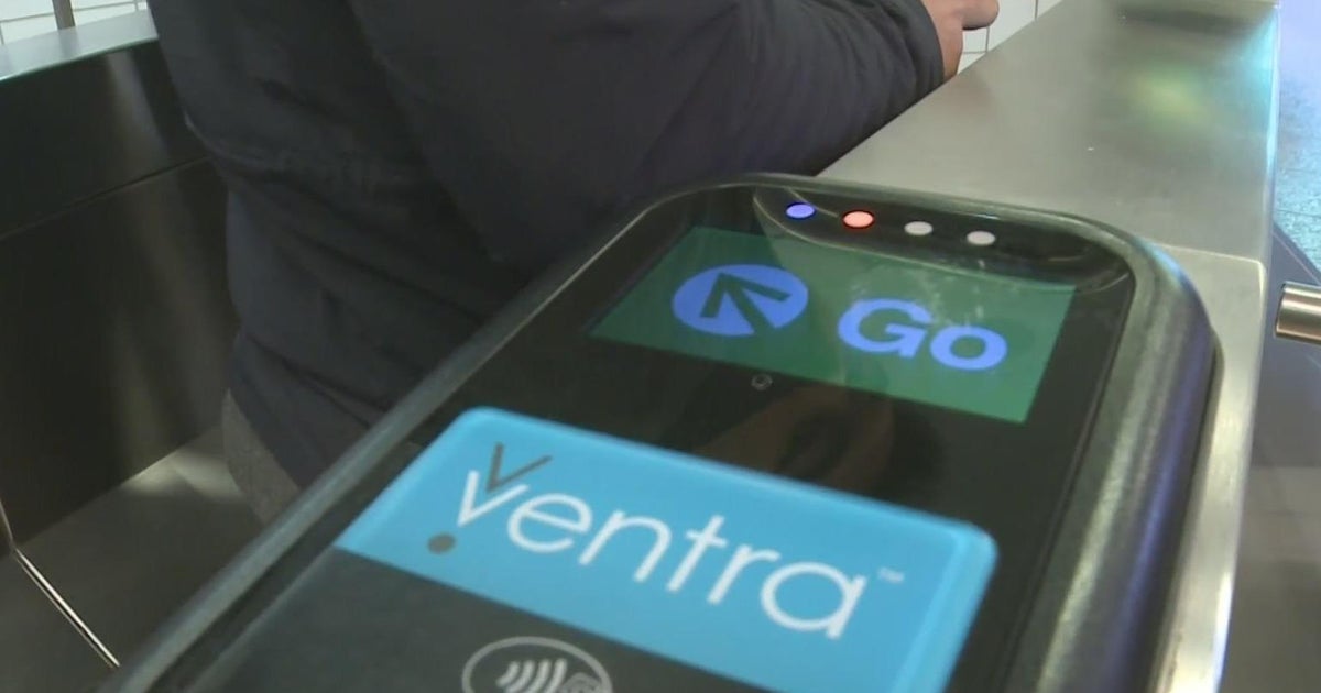 Big test for Ventra app following a systemwide outage - CBS Chicago