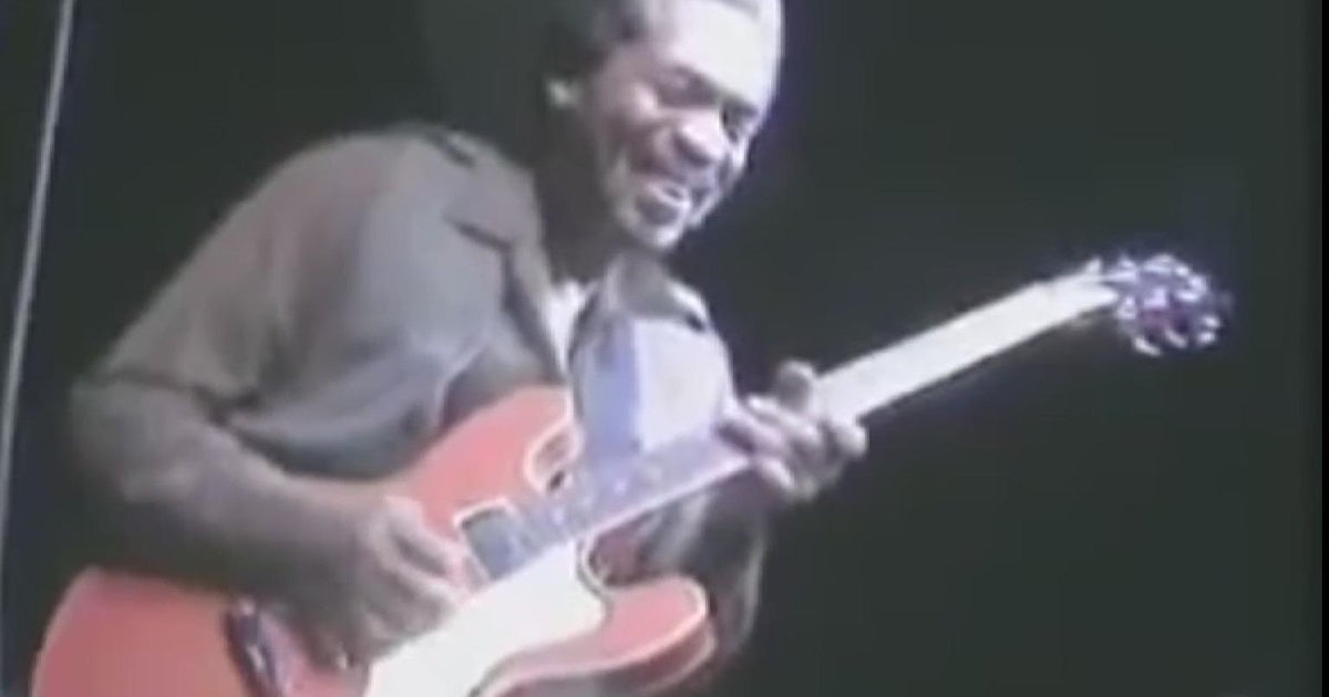Kinsey Report founder and guitarist Donald Kinsey has died - CBS Chicago