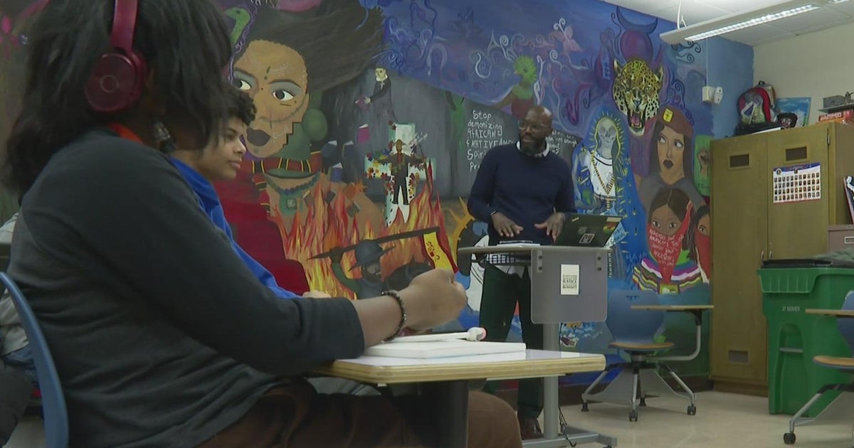 Suburban Chicago school first to teach AP African American Studies ...
