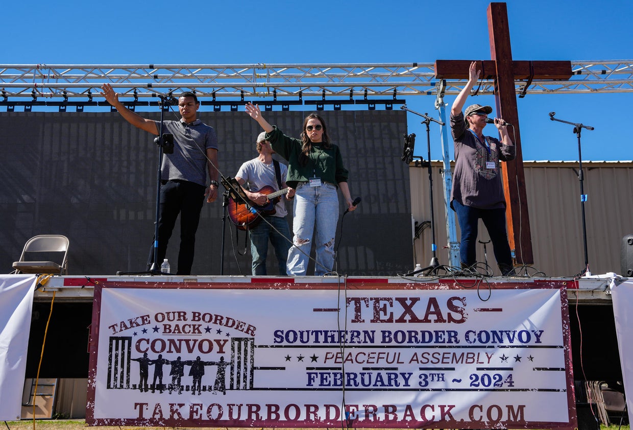 At Texas border rally, fresh signs the Jan. 6 prosecutions left some ...