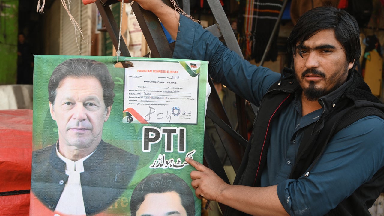 Imran Khan news - Today’s latest updates - CBS News