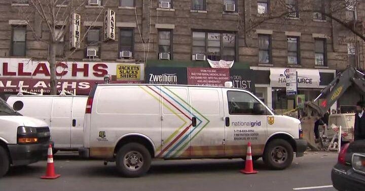 FDNY, Department of Buildings monitoring unstable building in Brooklyn ...