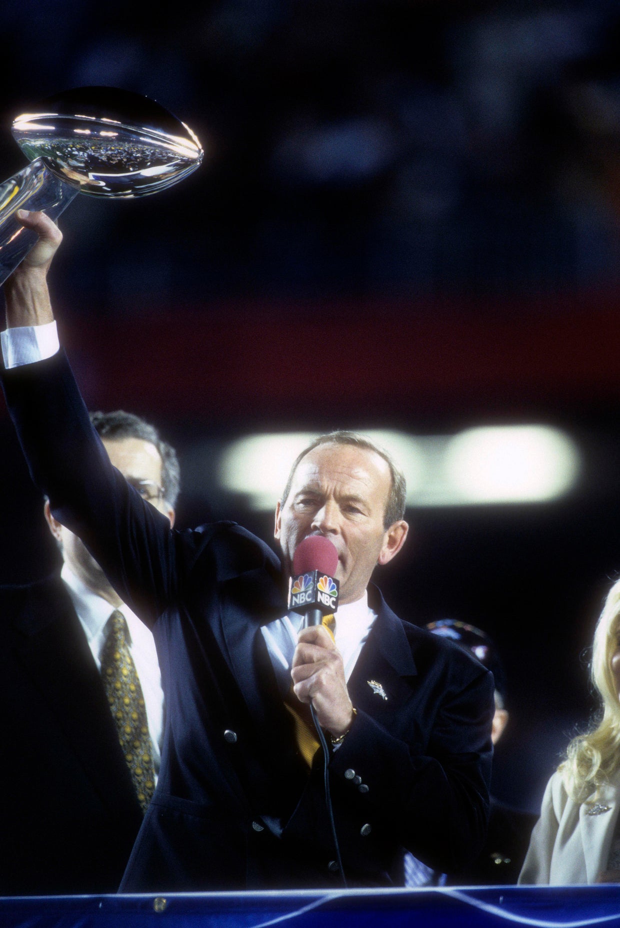 Why hasn't Denver ever hosted a Super Bowl? There are NFL requirements ...