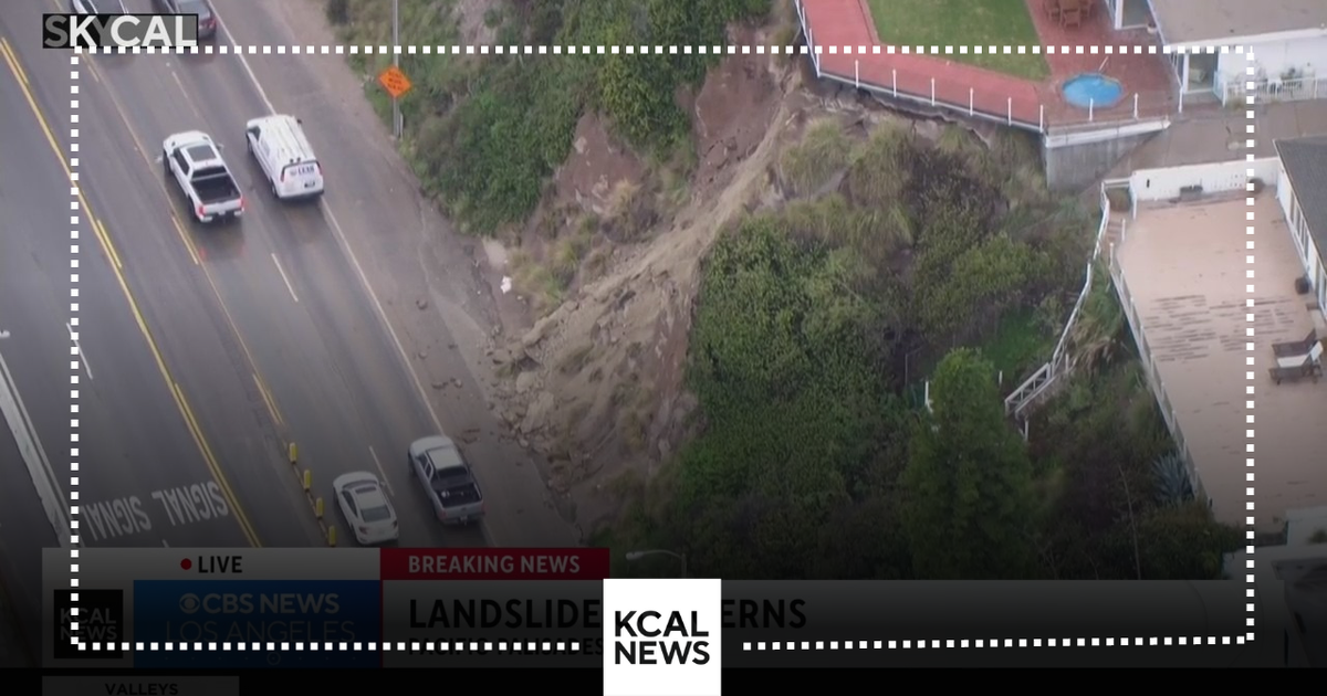Residents concerned about landslide on PCH bluff - CBS Los Angeles