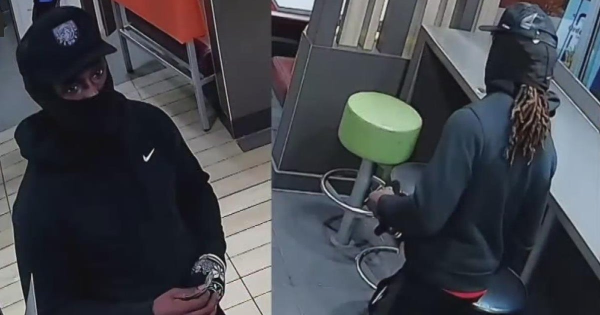Chicago police search for suspect in string of North Side business ...