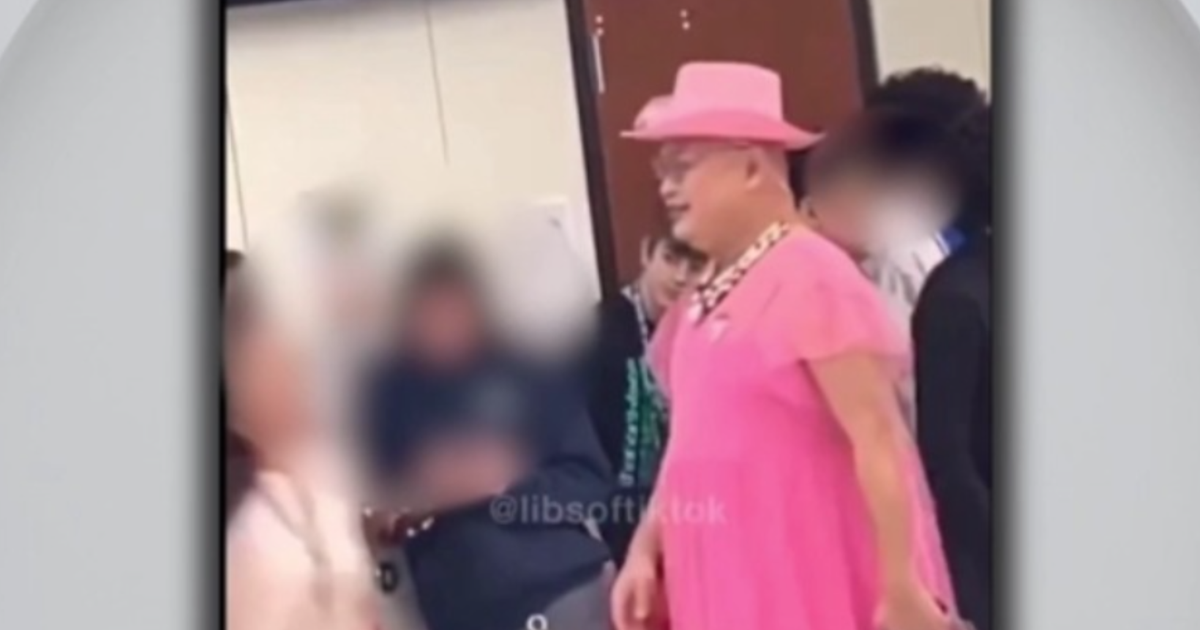 Lewisville teacher on administrative leave resigns after backlash for ...