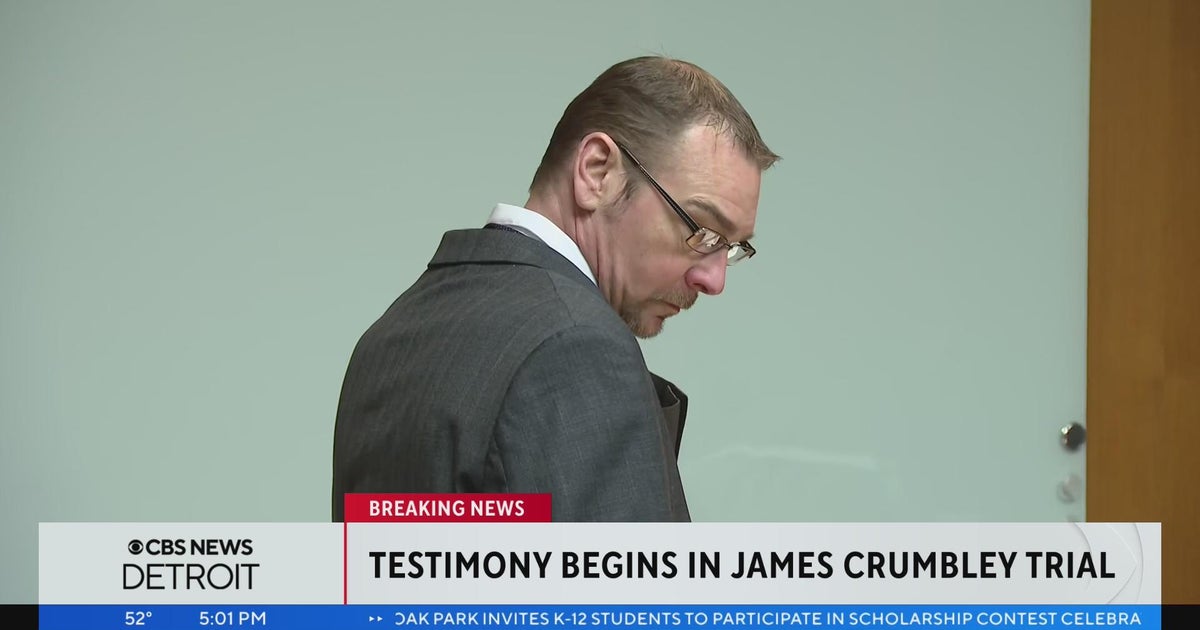 Two witnesses testify on first day in trial of James Crumbley, father ...