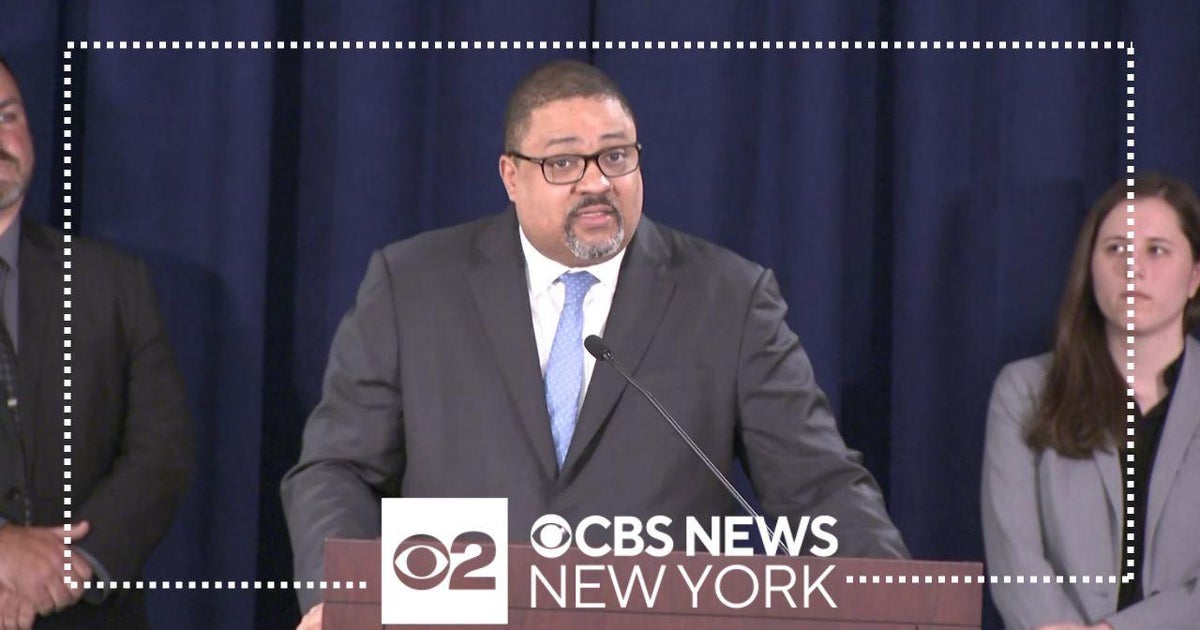 18 people charged in NYC identity theft scheme involving public ...