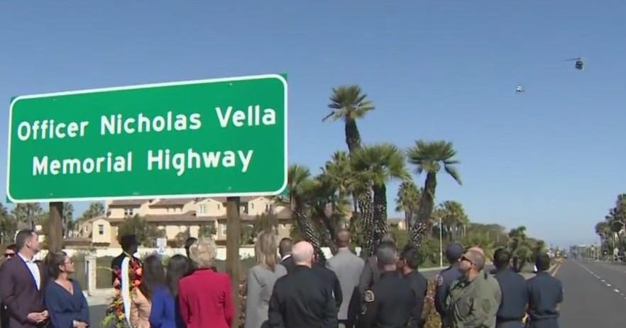 Highway memorial sign dedicated to fallen Huntington Beach Police ...