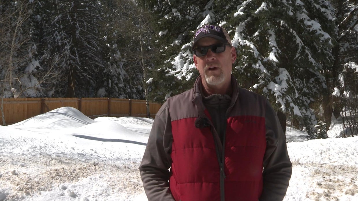 Residents in Colorado's Coal Creek Canyon still buried in snow days ...