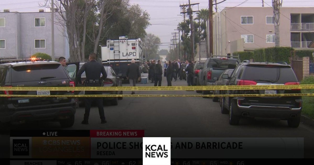 Shooting involving LAPD officers in Reseda leaves 1 hospitalized - CBS ...