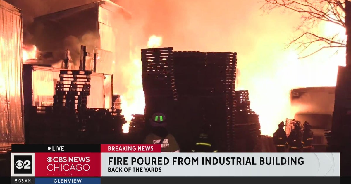 Chicago firefighters battle large industrial building fire for ...