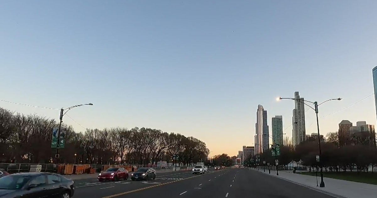 Ordinance could rename Chicago's Columbus Drive - CBS Chicago