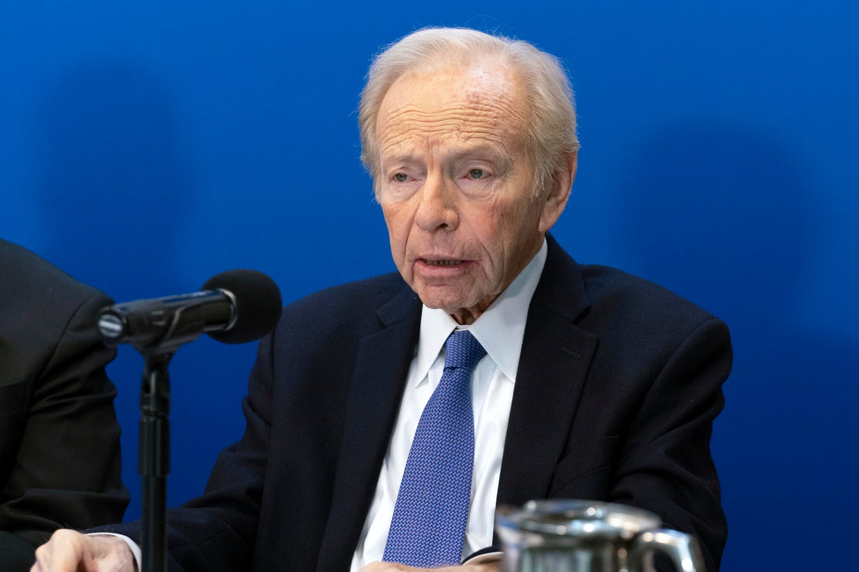 Joe Lieberman, longtime senator and 2000 vice presidential nominee ...