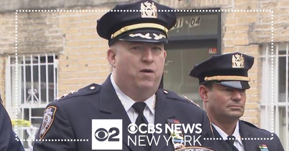 Nypd Update On Fatal Police Shooting In Queens Cbs New York