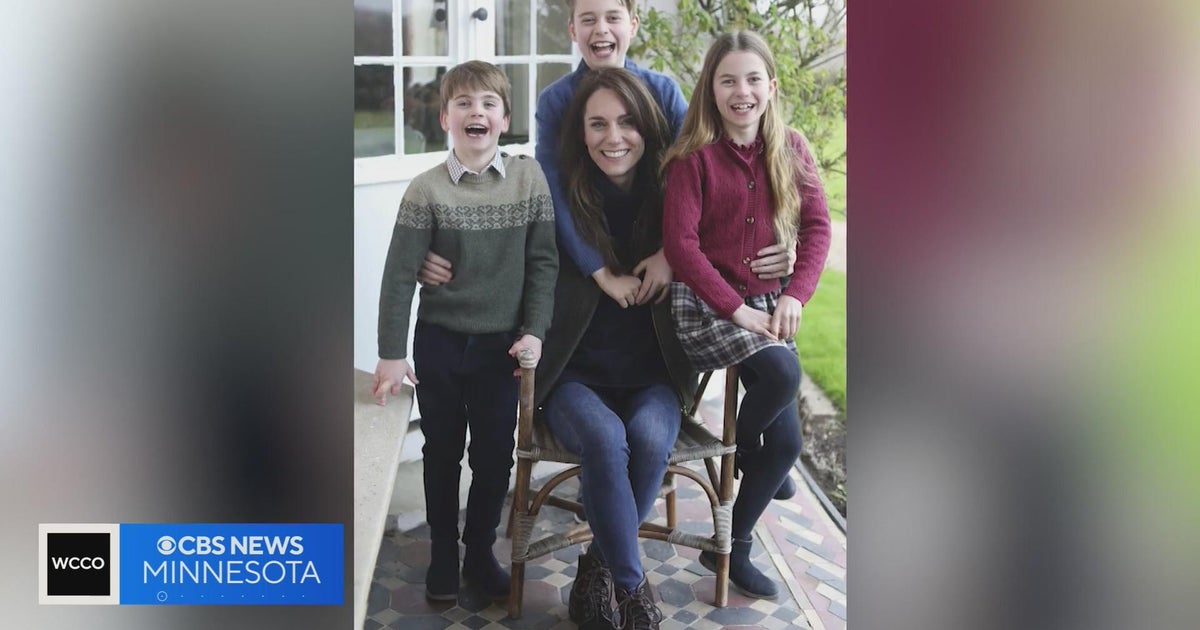 Tips on telling if an image is real or fake - CBS Minnesota
