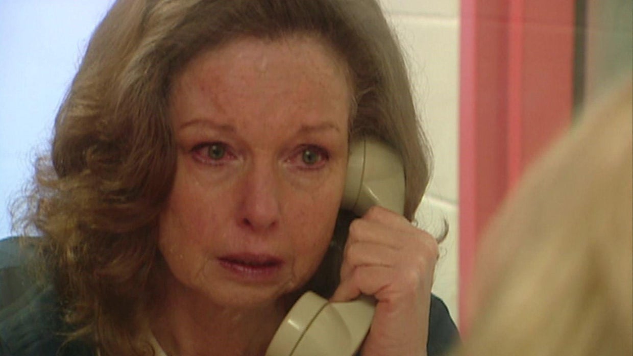 California woman says her bloody bedroom was not a crime scene - CBS News