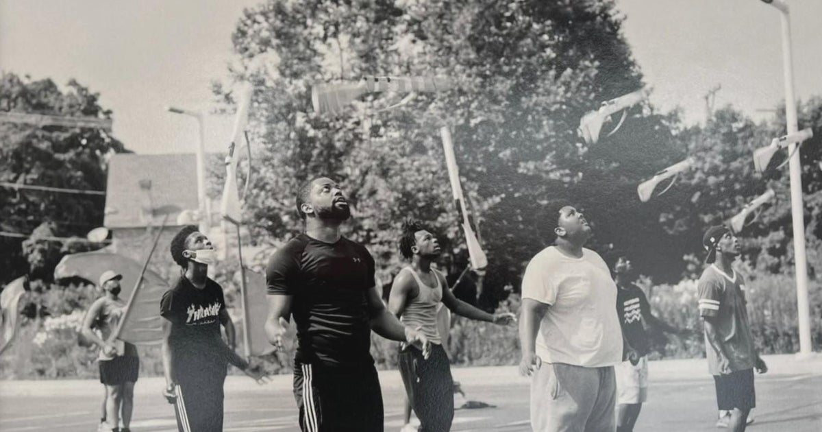 South Shore Drill Team on display in new Chicago exhibit - CBS Chicago