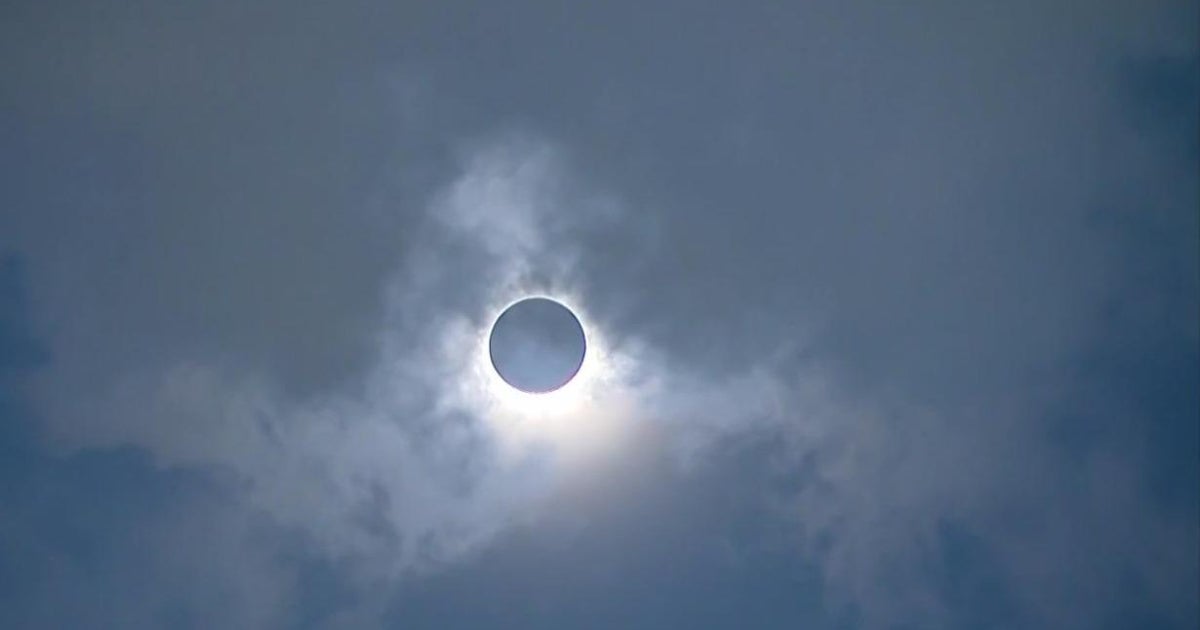 Solar eclipse path of totality to cross over Indianapolis - CBS Chicago