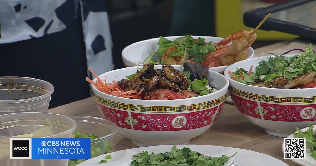 Chef Yia Vang introduces new menu at Union Hmong Kitchen - CBS Minnesota