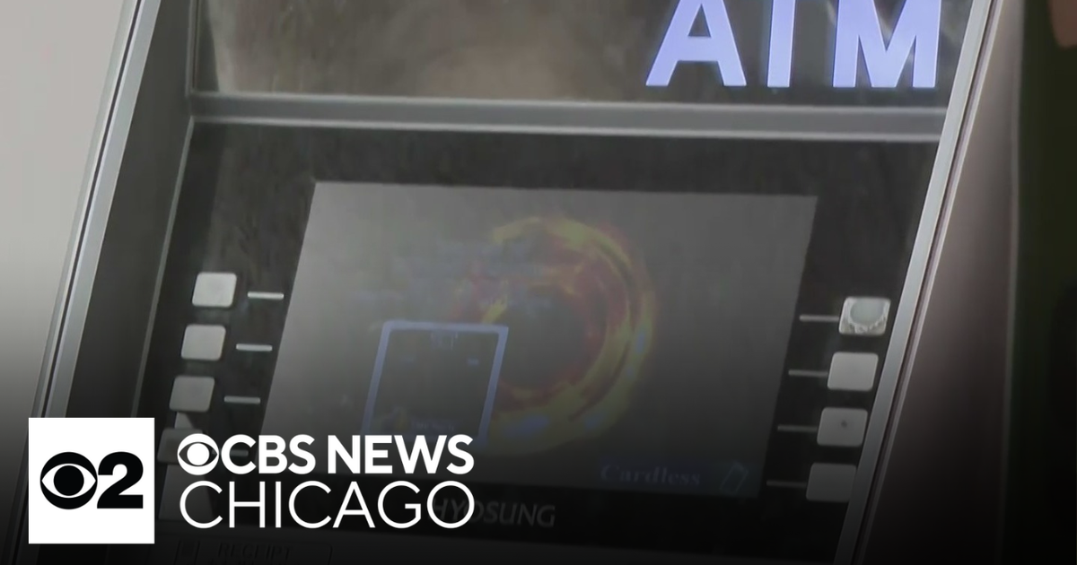 Group targeting ATMs at businesses across Chicago - CBS Chicago