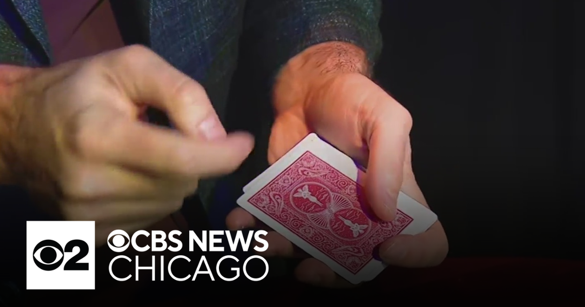 Behind-the-scenes of a magic show in Chicago you don't want to miss ...