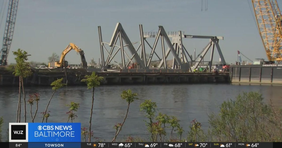 WJZ gets close view of clean-up effort from Key Bridge collapse - CBS ...