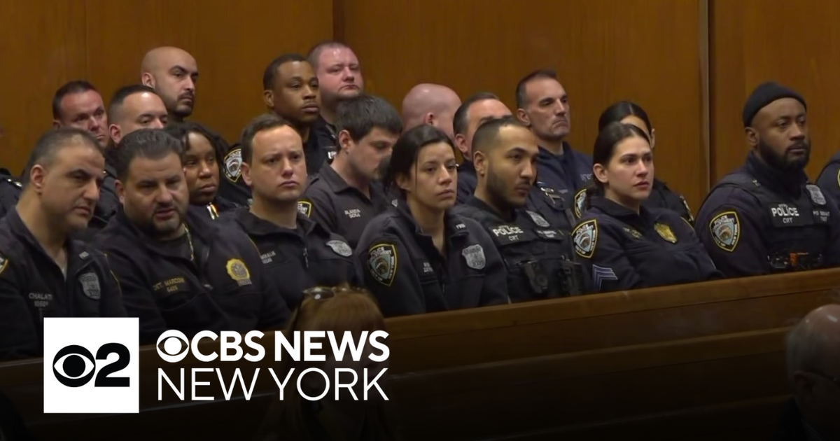 Driver pleads not guilty in deadly shooting of NYPD Det. Jonathan ...