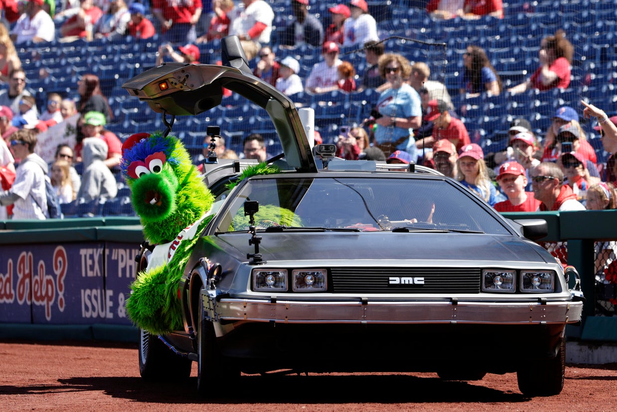 Celebrating the Phanatic's birthday and looking back at some of the ...