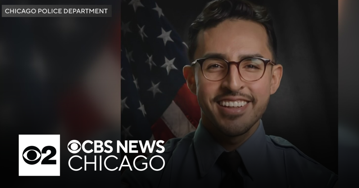 Chicago Police Officer Luis Huesca shot, killed while off duty and ...
