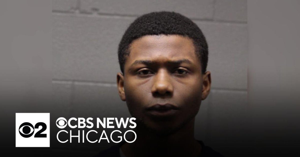 CPD Officer Luis Huesca's accused killer to appear in court - CBS Chicago