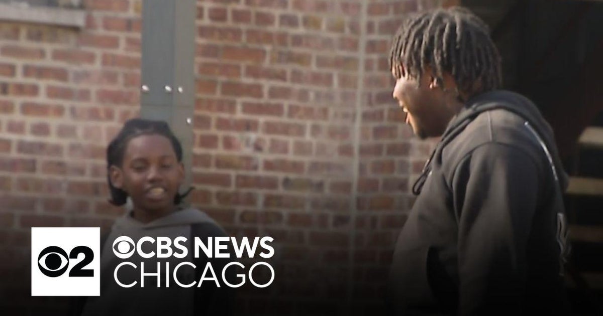 Chicago activists make plea for 48 hours of peace this weekend - CBS ...