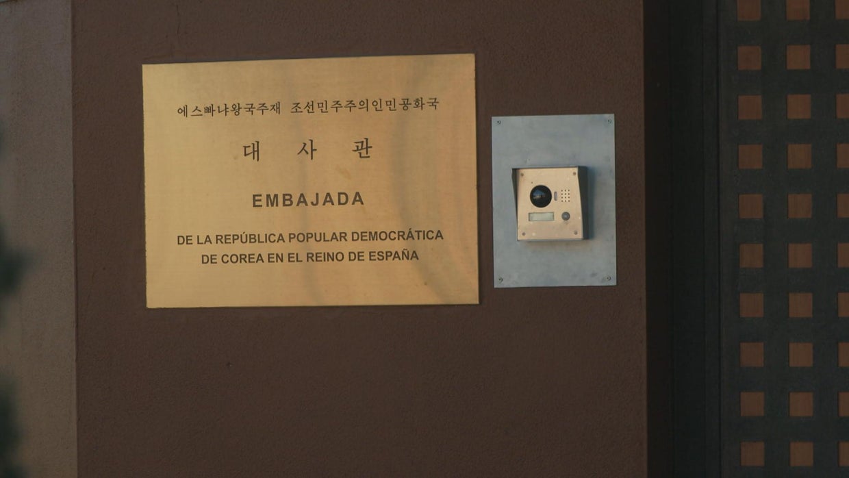 A Marine veteran says he tried to help North Koreans in Spain defect ...