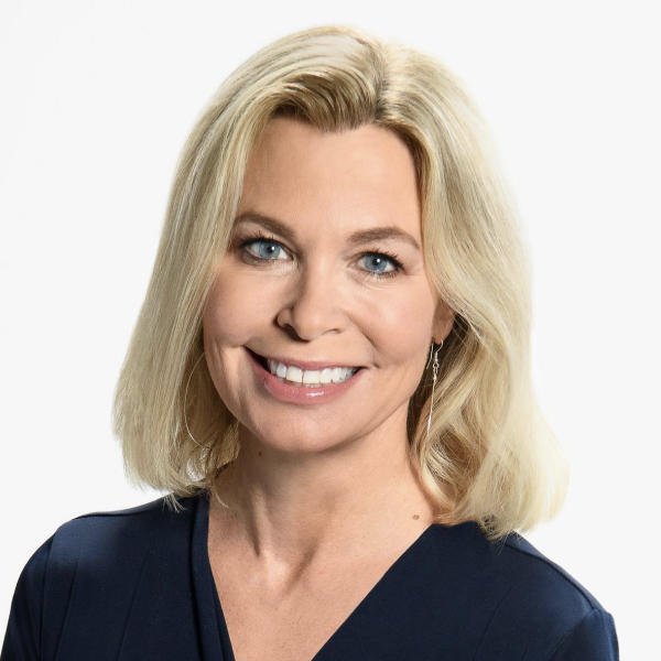 Tracy Smith - CBS News