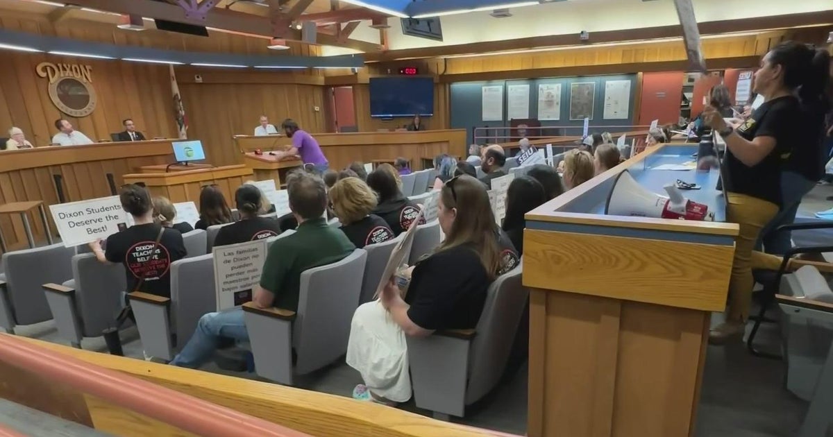 Dixon teachers demand better salaries, saying both staff and students ...