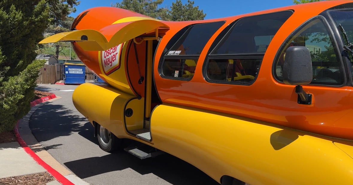 Iconic Oscar Mayer Wienermobile arrives in Denver - CBS Colorado