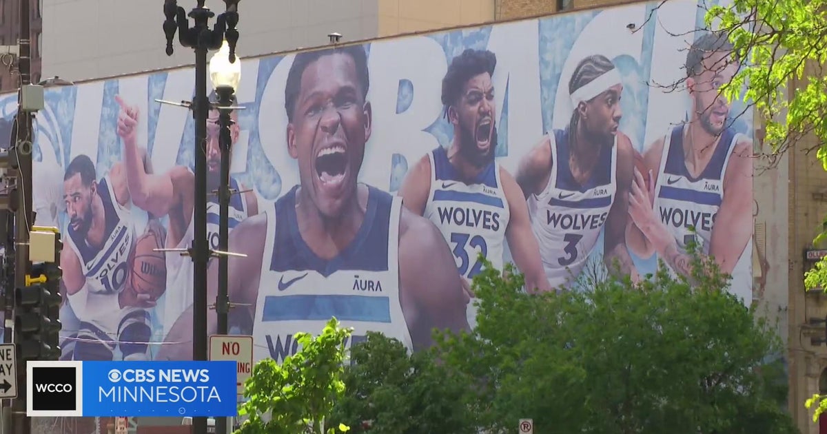 Wolves excitement sweeps over downtown Minneapolis - CBS Minnesota