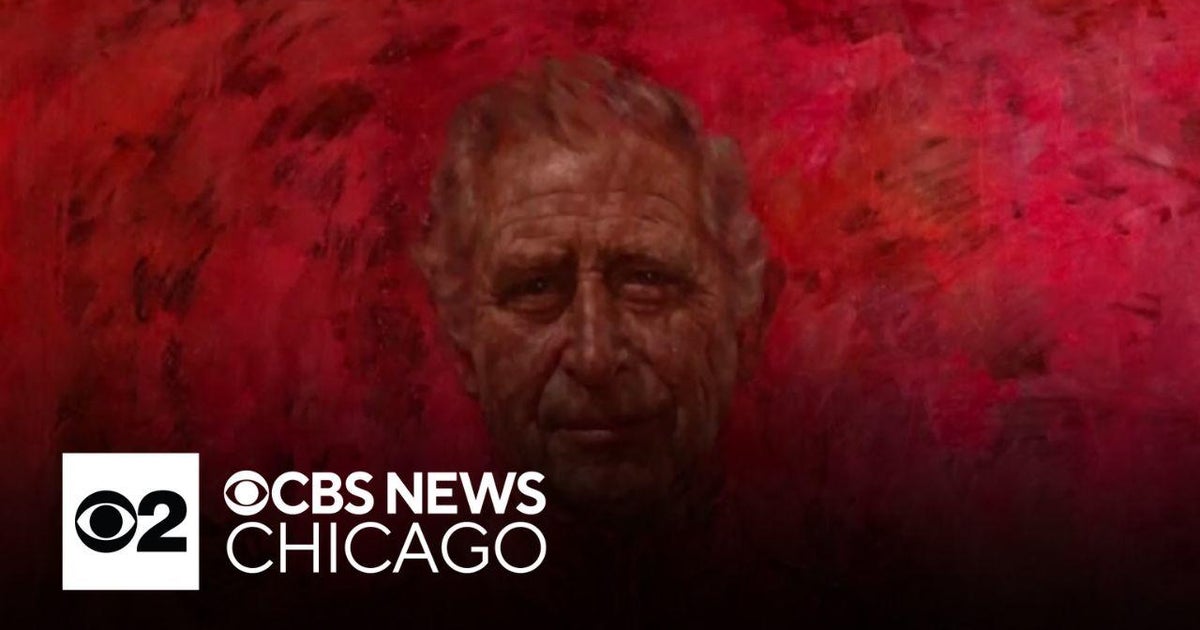 British royal portraits draw strong reactions - CBS Chicago