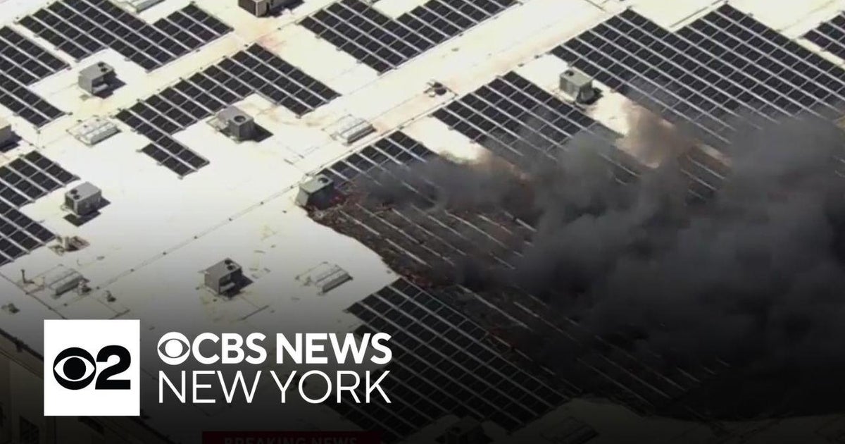 Large fire on rooftop in Secaucus, New Jersey - CBS New York