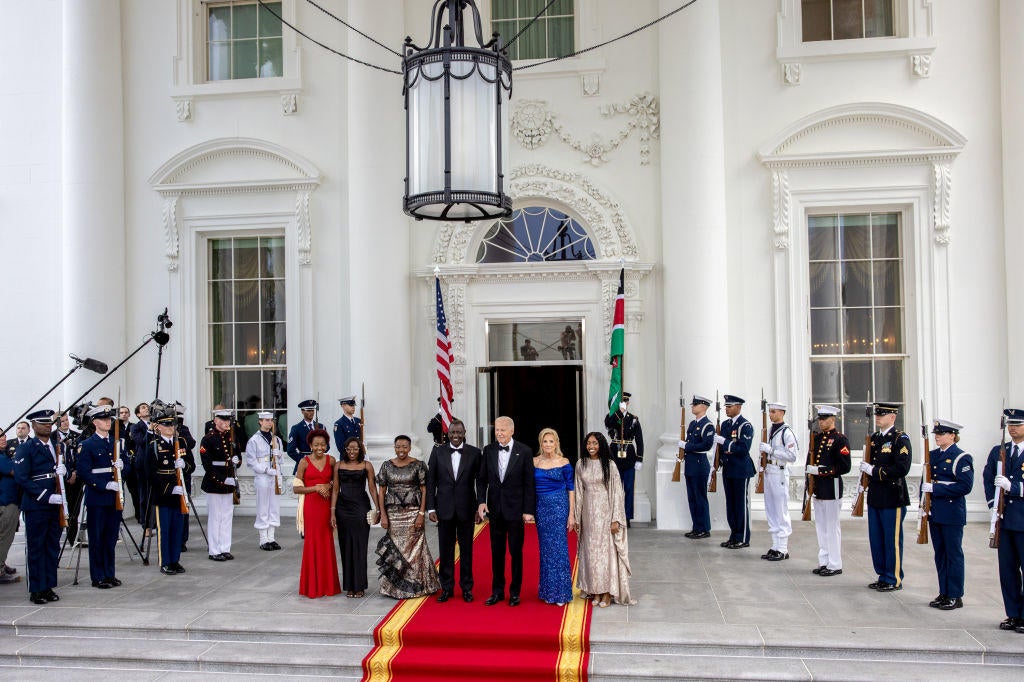 A look at the White House state dinner for Kenya's president in photos ...