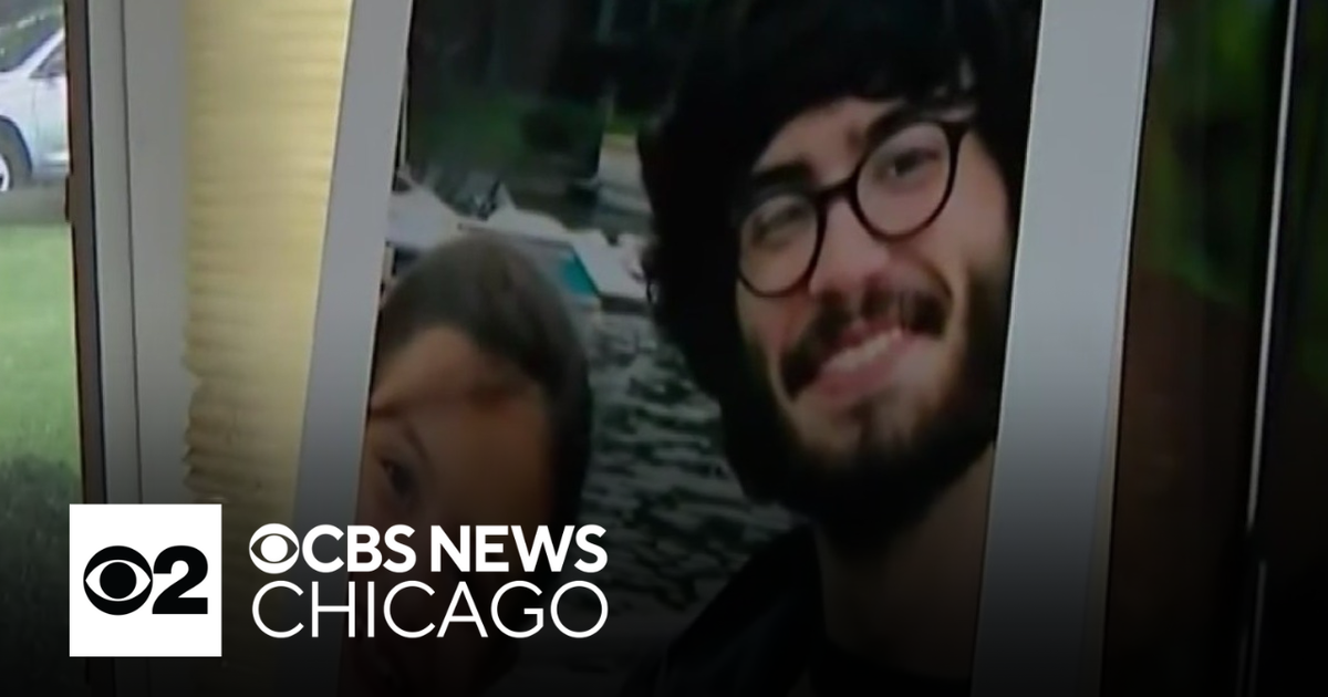 Teen suspect in deadly shooting of Chicago drummer gets to 5 years in ...