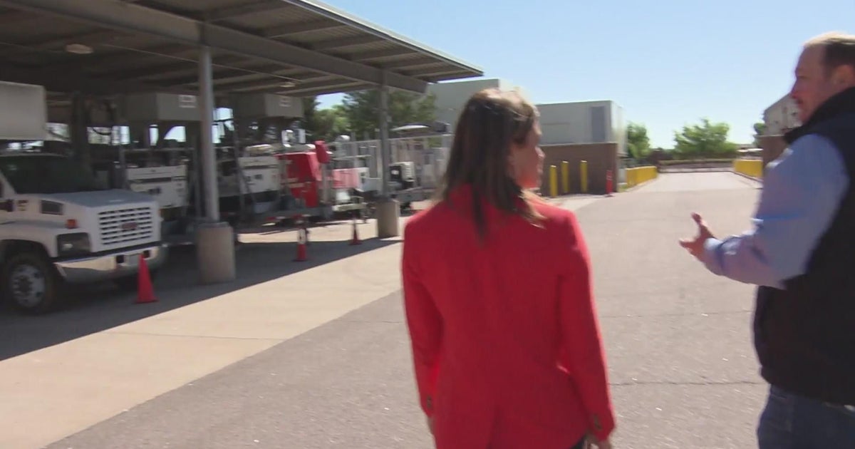 Go inside the secret Verizon Wireless facility where crews monitor the ...