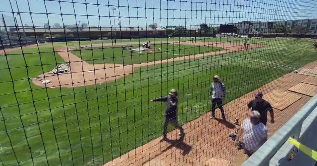 Community unites to welcome Oakland Ballers to renovated Raimondi Park ...