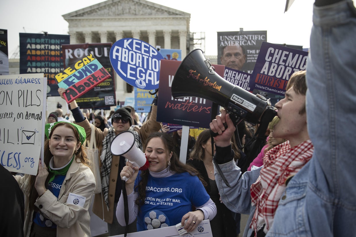 Supreme Court preserves abortion pill access, rejecting mifepristone ...