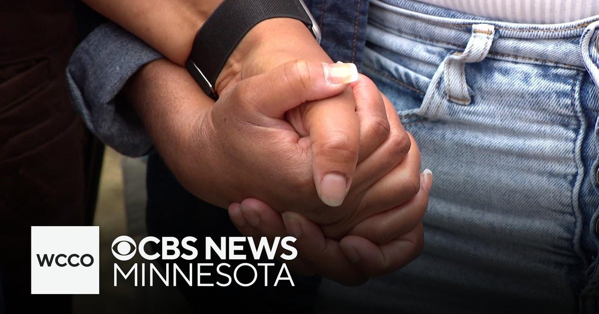 Vigil honors MPD officer killed Thursday's shooting - CBS Minnesota