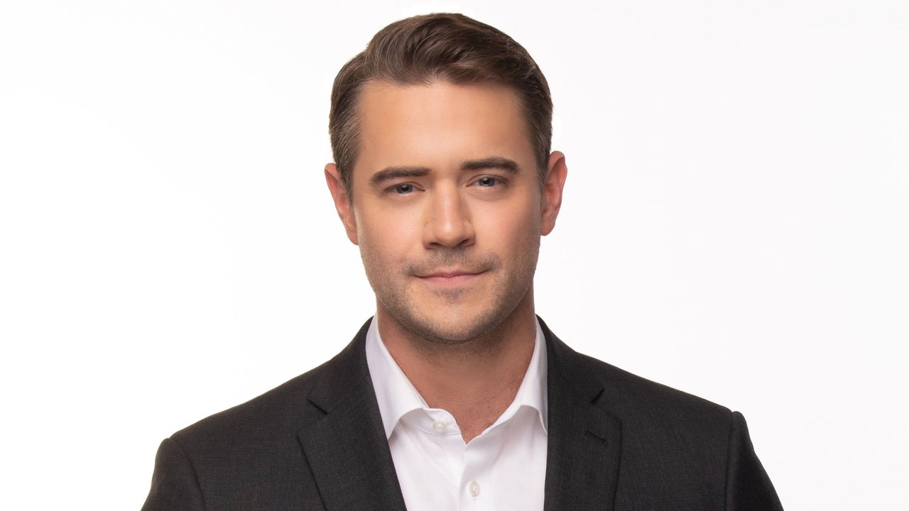 CBS News Team - Anchor & Correspondent Bios - CBS News