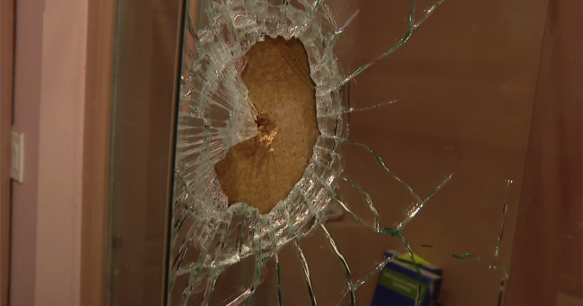Stray bullet damages bathroom in house on Chicago's Northwest Side ...