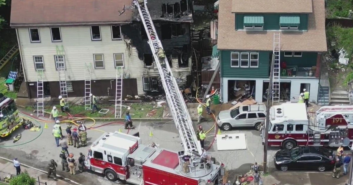 Arson charges filed in massive Etna apartment fire - CBS Pittsburgh